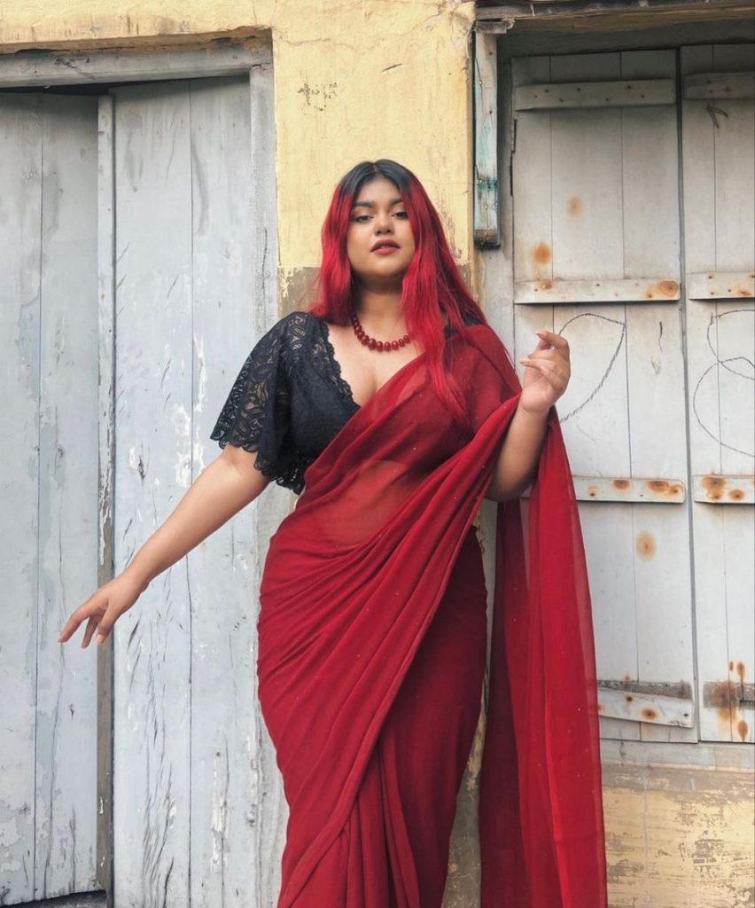 20 Best Plus Size Saree Blouse Designs for Curvy Women